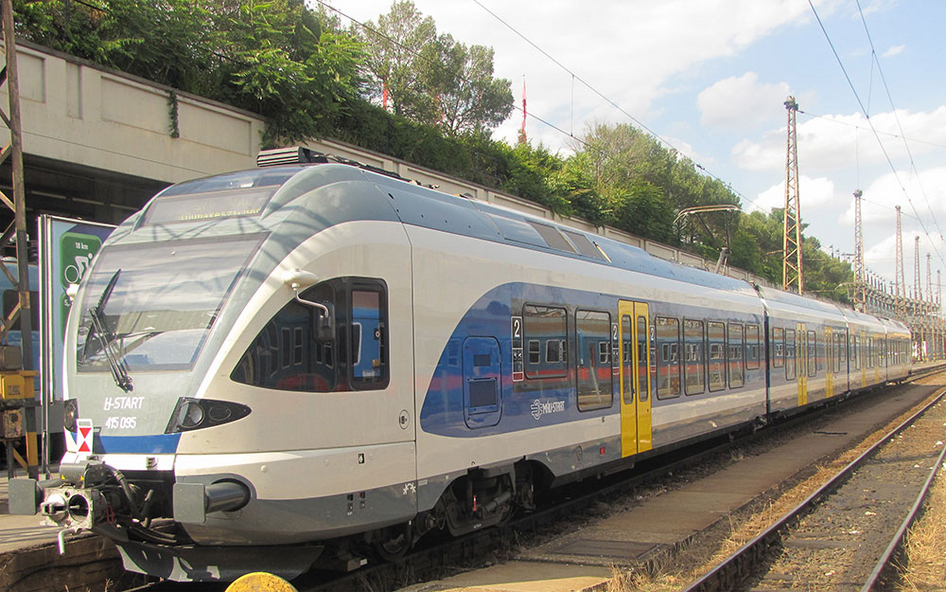 Hungarian state railway MÁV-START extends use of IVU.rail